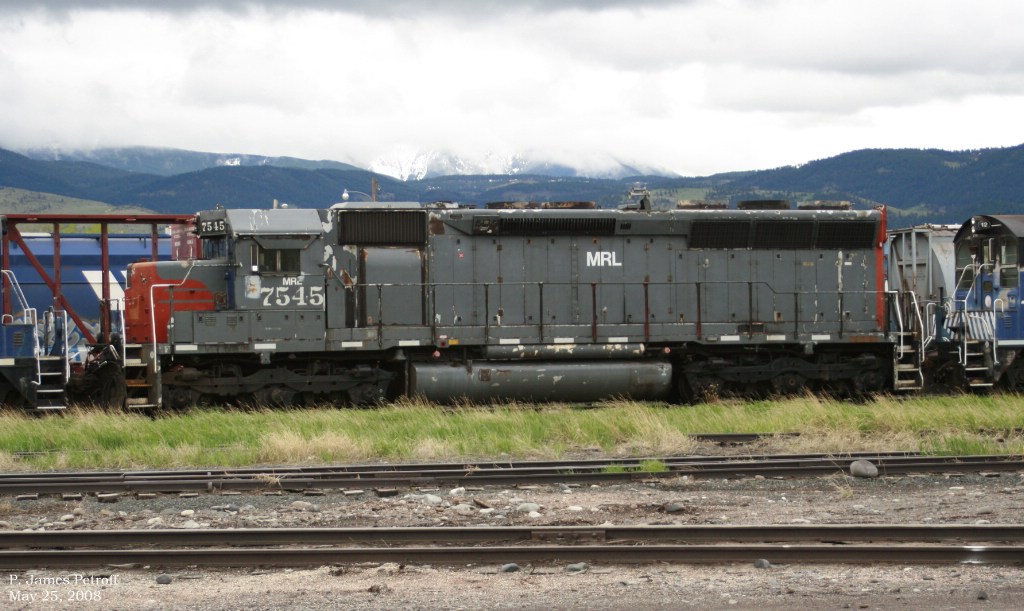 MRL 7545 ex-SP sitting in the yard